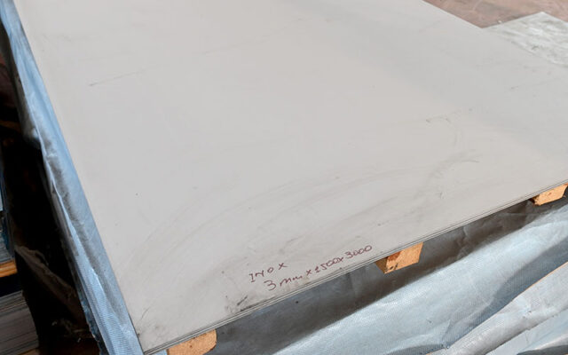 Llamarinë Inox - Xhakonta